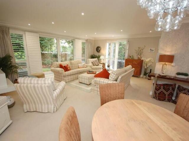 For Sale 3 Bedroom Shared Living/roommate Poole Poole DS100366360