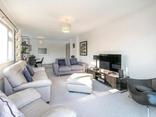 For Sale 3 Bedroom Shared Living/roommate Poole Poole DS101892334
