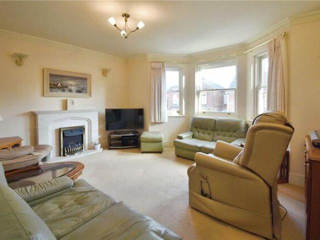For Sale 3 Bedroom Shared Living/roommate Romsey Hampshire DLS100540908