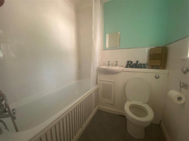 For Sale 3 Bedroom Shared Living/roommate St. Mellons St. Mellons DS99380707