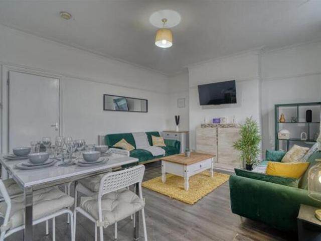 For Sale 3 Bedroom Shared Living/roommate Stretford Stretford DLS101168362