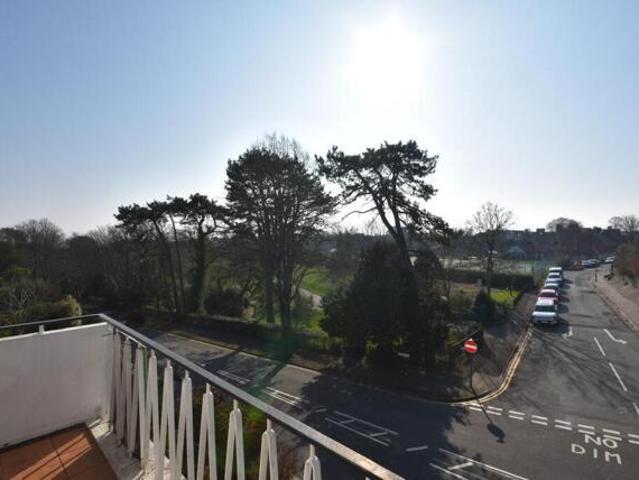 For Sale 3 Bedroom Shared Living/roommate The Vale Of Glamorgan The Vale Of Glamorgan DLS100881664