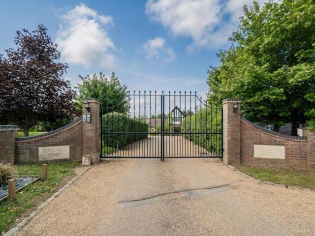 For Sale 3 Bedroom Shared Living/roommate Toddington Gloucestershire DLS100158611