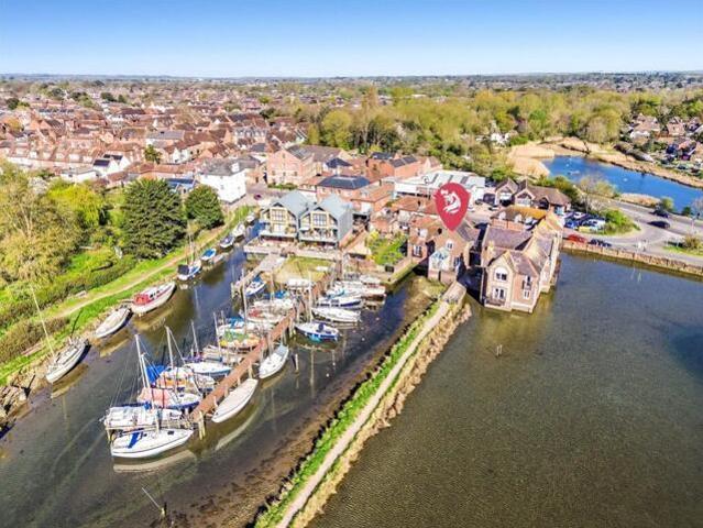 For Sale 3 Bedroom Shared Living/roommate West Sussex West Sussex DS101678201