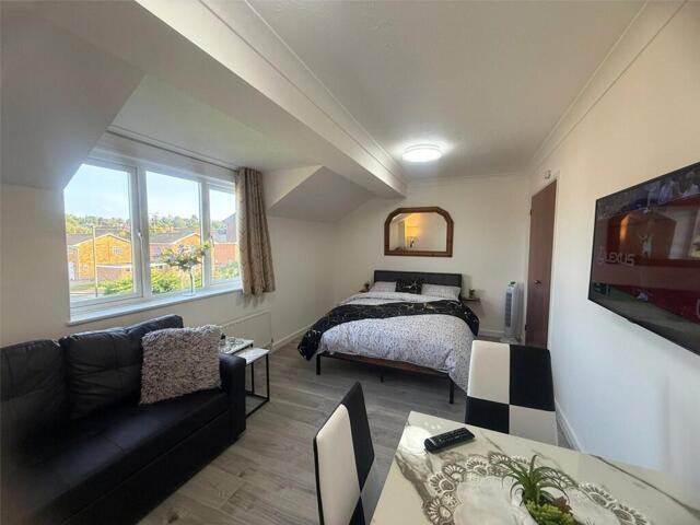 For Sale Apartment Farnham Surrey DS100615282