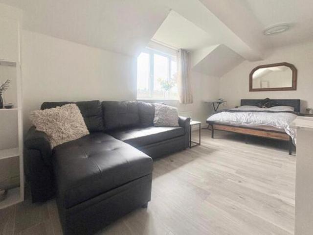 For Sale Apartment Farnham Surrey DS100263271
