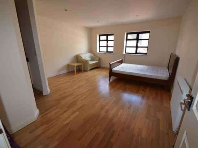 For Sale Apartment Luton Luton DLS98800801