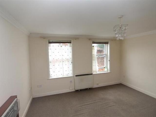 For Sale Apartment Lymington Hampshire DS100615289