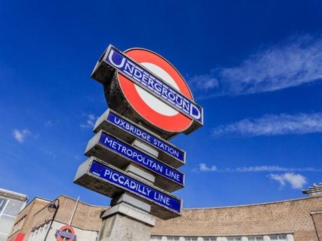 For Sale Apartment Uxbridge Greater London DLS99029179