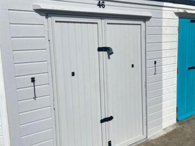 For Sale Bungalow Hayling Island Hampshire DS101676579