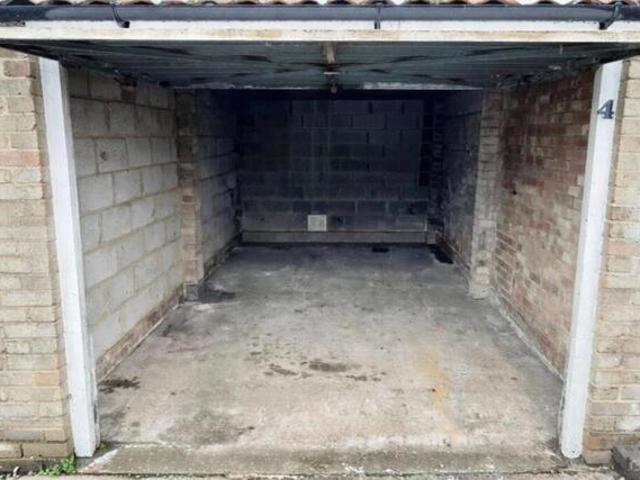 For Sale House Worthing West Sussex DLS101675585