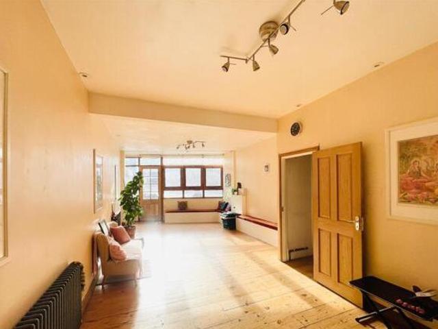 For Sale Mixed Use, Commercial & Residential, High Street Retail