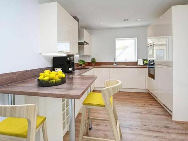 For Sale 1 Bedroom Shared Living/roommate Stow On The Wold Gloucestershire DS89073809