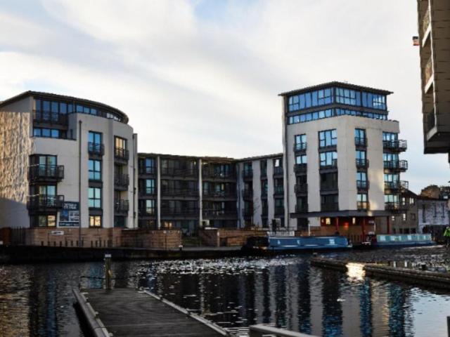 For Rent 40 Bedroom Shared Living/roommate Edinburgh Edinburgh DS90563952