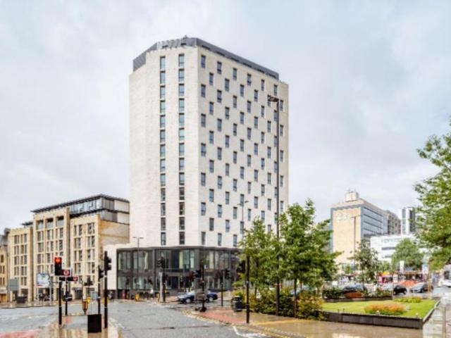 For Rent 40 Bedroom Shared Living/roommate Leeds Leeds DS90560915