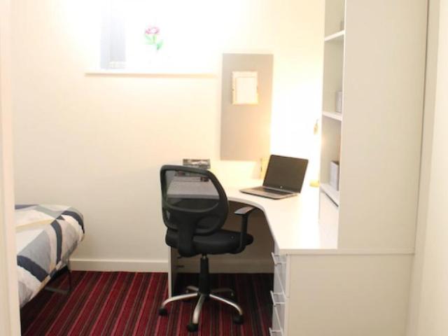 For Rent 40 Bedroom Shared Living/roommate Leicester Leicester DS90563947