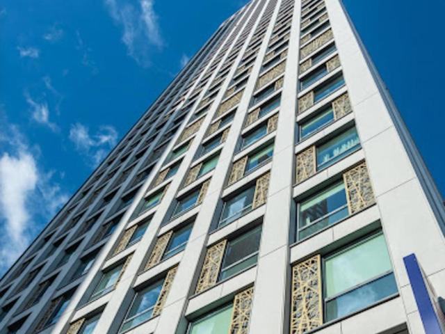 For Rent 40 Bedroom Shared Living/roommate London London DS90560536