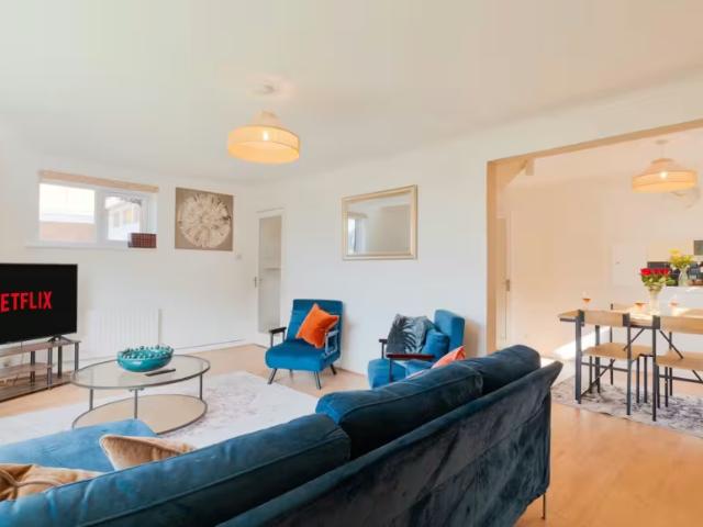For Rent 4 Bedroom Apartment Broad Oak Broad Oak DLS96497357