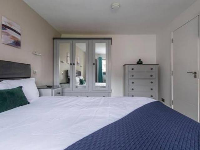 For Rent 4 Bedroom Apartment London London DS85788563