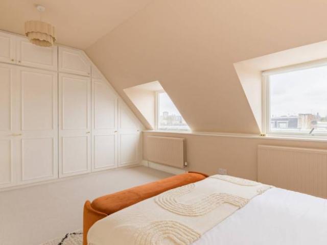 For Rent 4 Bedroom Apartment London London DS95786506