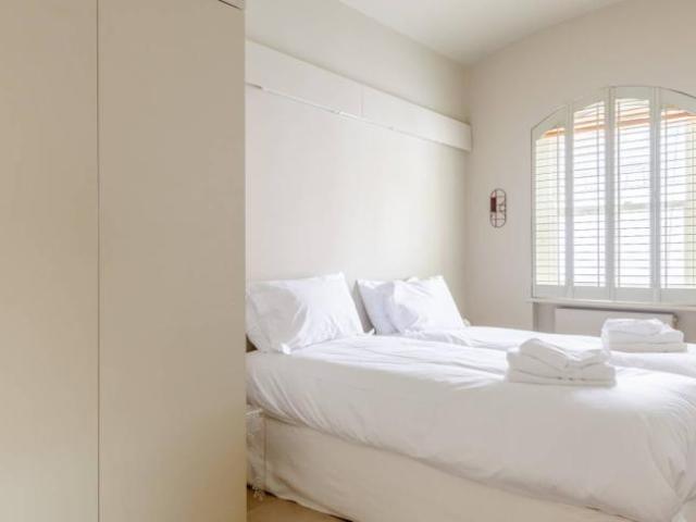 For Rent 4 Bedroom Apartment London London DS101812712