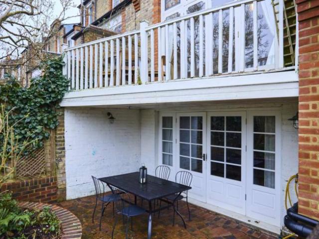 For Rent 4 Bedroom Apartment London London DS101814938