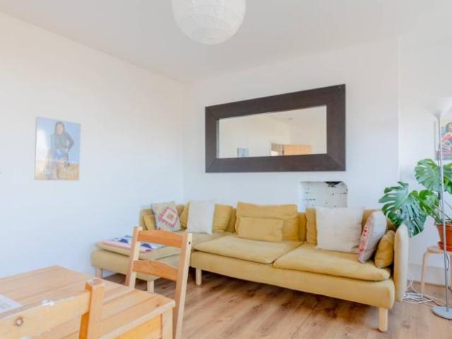 For Rent 4 Bedroom Apartment London London DS101850470