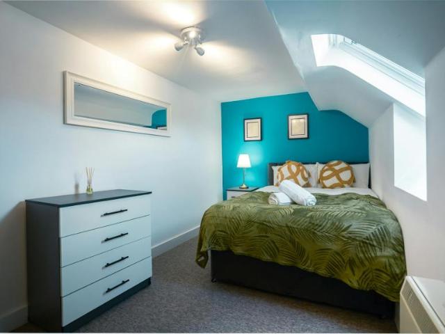 For Rent 4 Bedroom Apartment Yeovil Yeovil DS100672107