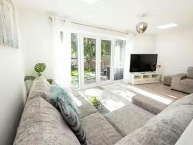 For Rent 4 Bedroom House Eccles Eccles DLS101587550