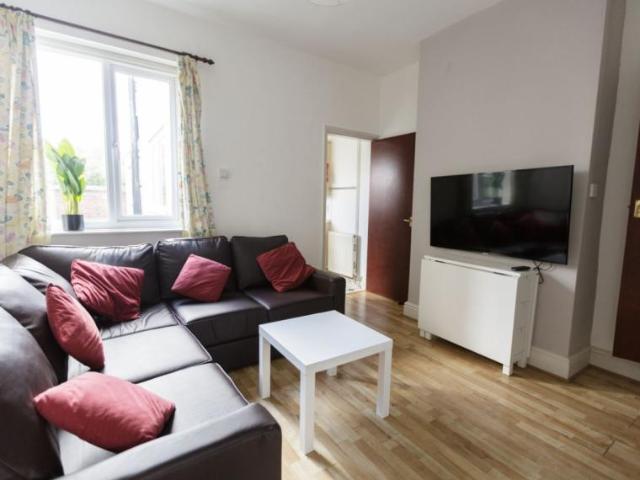For Rent 4 Bedroom House Edgbaston West Midlands DLS101688730