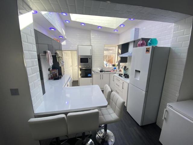 For Rent 4 Bedroom House Edgbaston West Midlands DS98286060