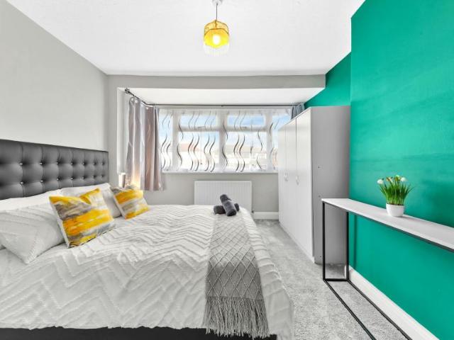 For Rent 4 Bedroom House Edgware Edgware DLS101884208