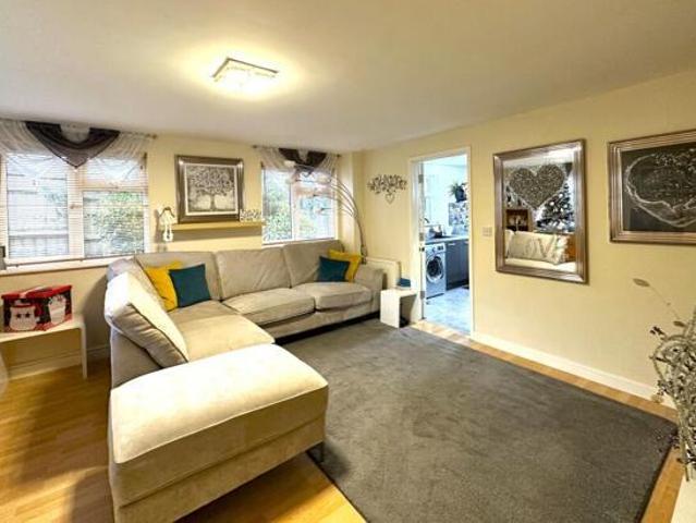 For Rent 4 Bedroom House Exmouth Devon DLS101633293