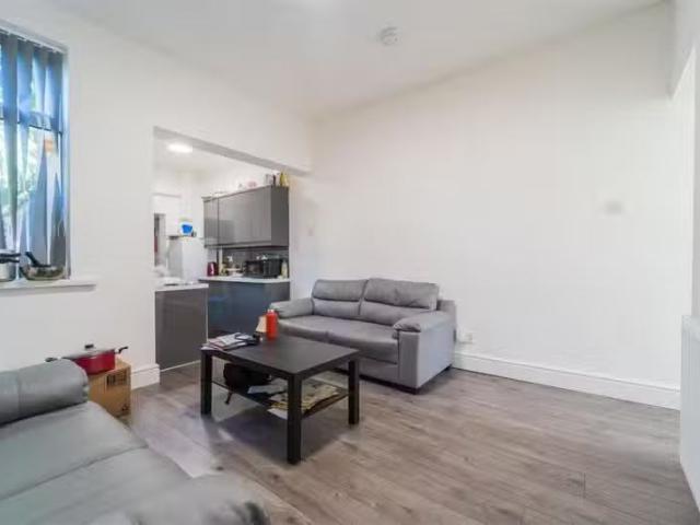 Rental! 4 bedroom house for rent in Harborne Park Road, Birmin.