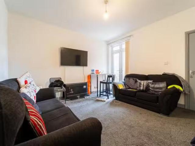 New 4 bedroom house for rent in Ribblesdale Road, Birmingham.