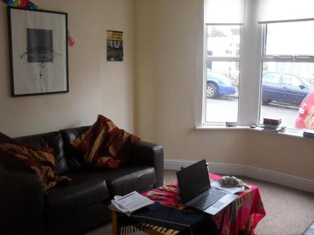 For Rent 4 Bedroom House Fishponds South West DLS98286211