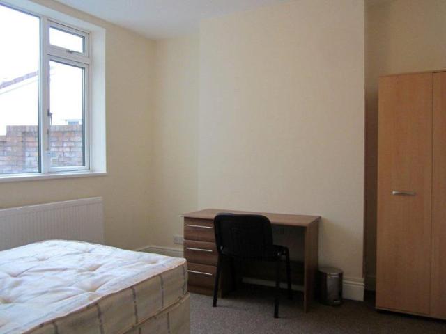 For Rent 4 Bedroom House Fishponds South West DLS98286270