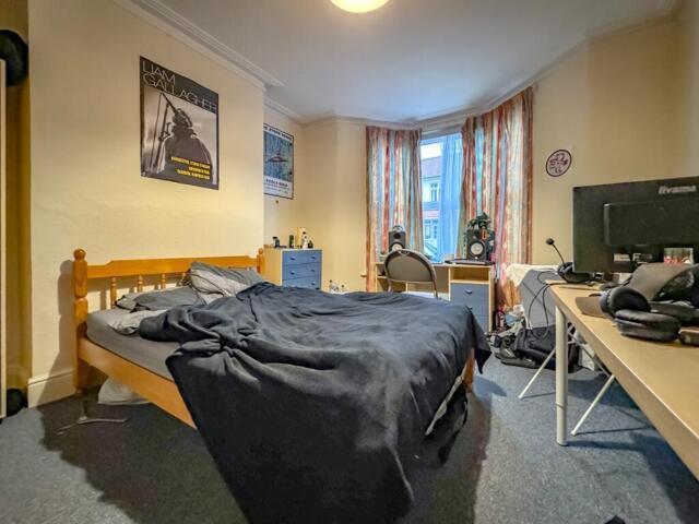 For Rent 4 Bedroom House Horfield Bristol DLS101301015
