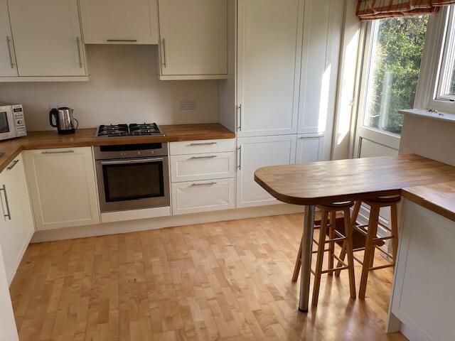 For Rent 4 Bedroom House Hayling Island Hampshire DS101929805
