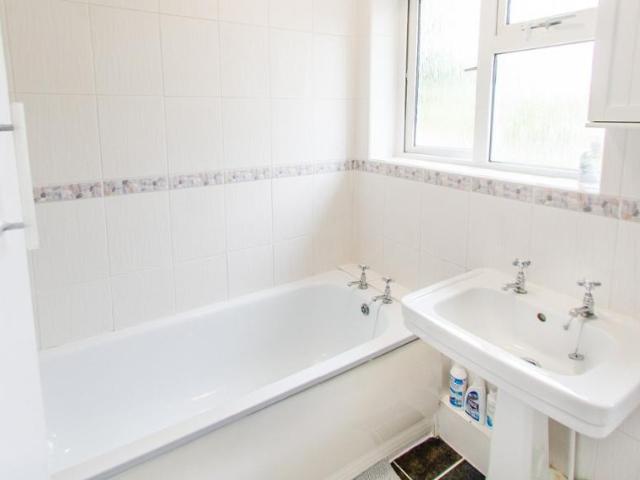 For Rent 4 Bedroom House Ipswich Ipswich DS100259943