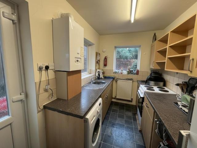 For Rent 4 Bedroom House Lenton East Midlands DLS98957411
