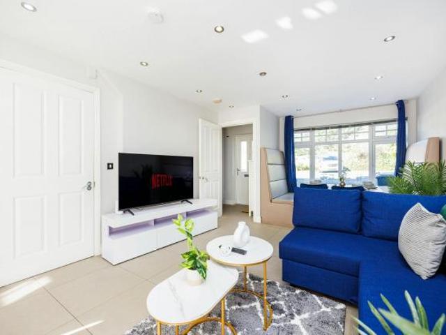 For Rent 4 Bedroom House Uxbridge Uxbridge DLS77601461