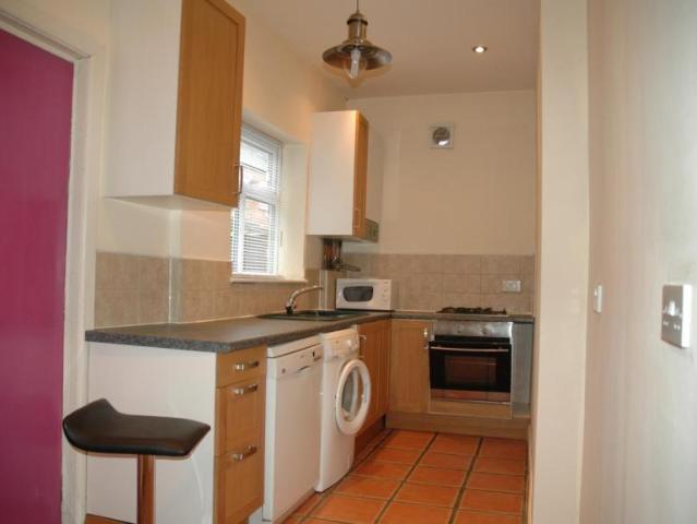 For Rent 4 Bedroom Shared Living/roommate Manchester Manchester DS90560385