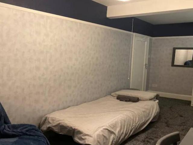 For Rent 4 Bedroom Shared Living/roommate Nottingham Nottingham DLS97235082