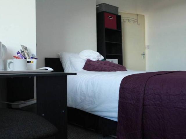 For Rent 4 Bedroom Shared Living/roommate Nottingham Nottingham DS101821390