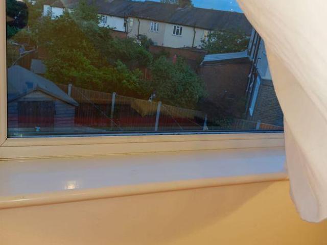 For Rent 4 Bedroom Shared Living/roommate Greater London England DS96648286