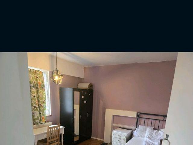 For Rent 4 Bedroom Shared Living/roommate Greater London England DS97422025