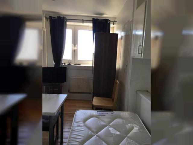 For Rent 4 Bedroom Shared Living/roommate London London DLS101818971