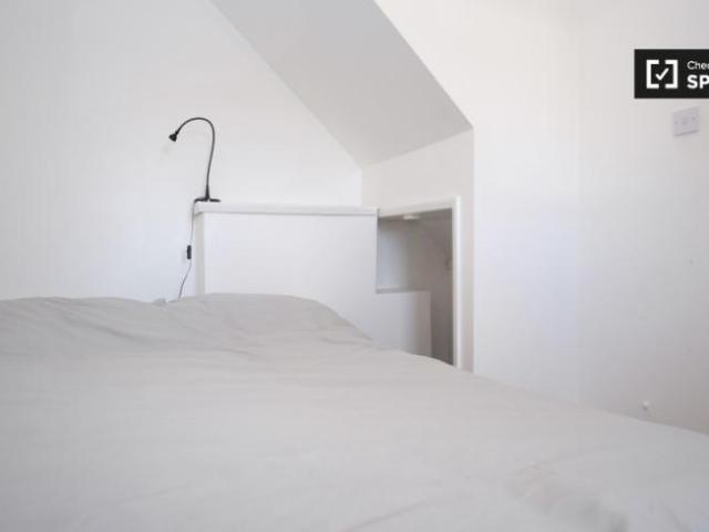 For Rent 4 Bedroom Shared Living/roommate London London DLS101852837