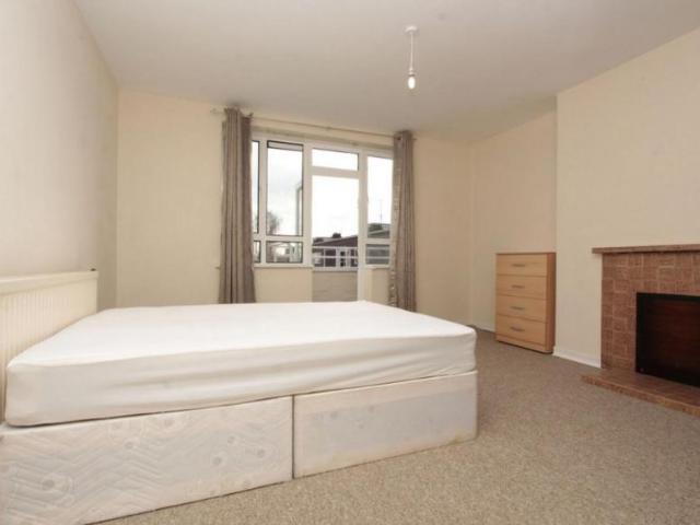 For Rent 4 Bedroom Shared Living/roommate London London DLS90559925